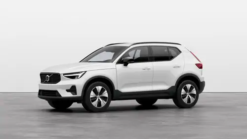 Volvo stock: XC40 SUV Plus Micro hybrid 8-speed Geartronic™