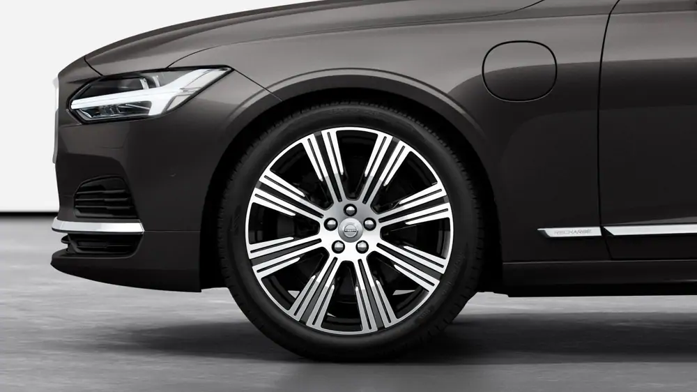 Volvo stock: V90 Break Ultimate Plug-inhybride 8-speed Geart