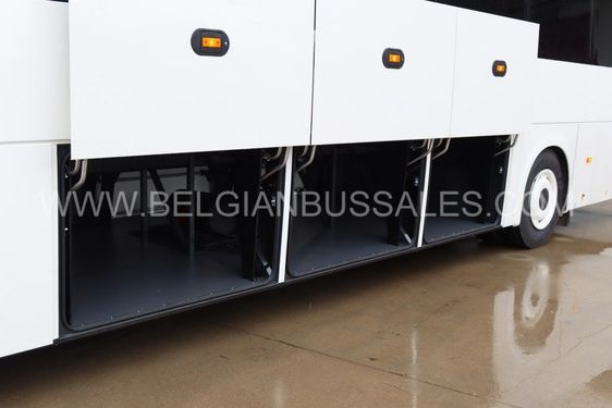 Vehicle - Iveco Evadys 13m / Rear door / 3-Point seat belts / NEW ...