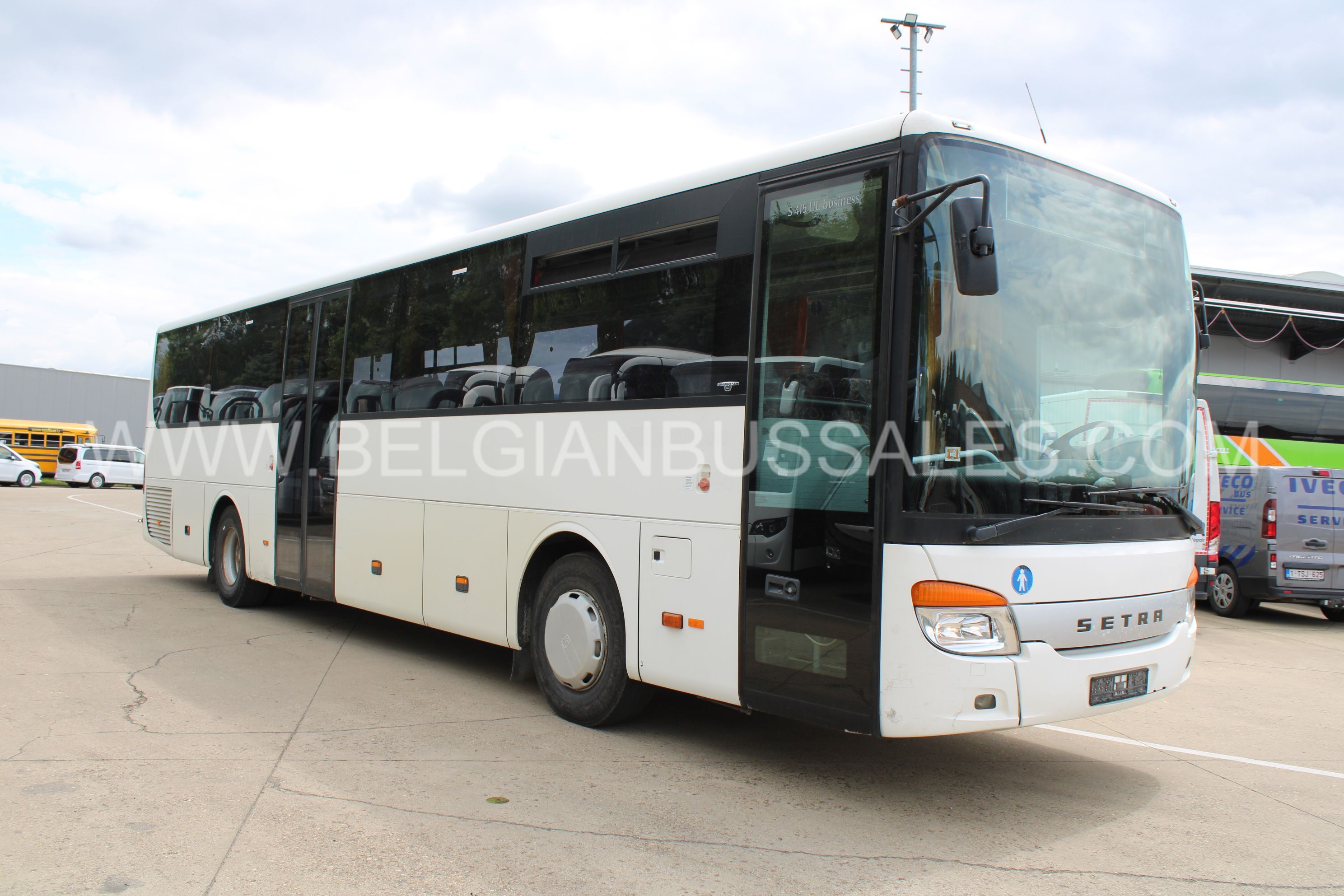 Vehicle - Setra S 415 UL Business 2015 23457