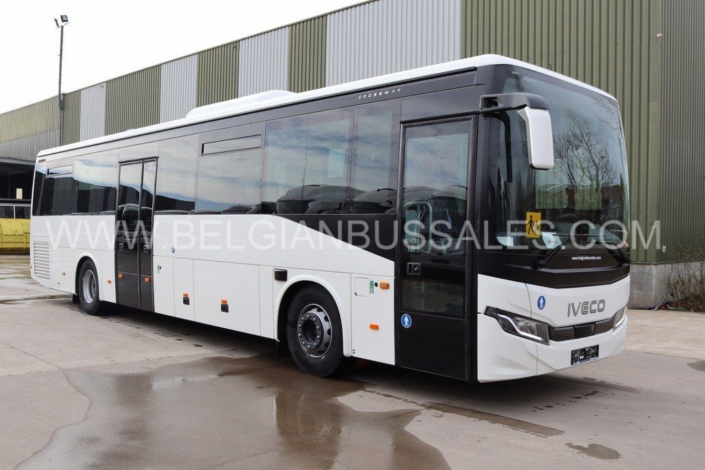 Vehicle - Iveco Crossway 12m Pop light / Double middle door/ prép lift ...