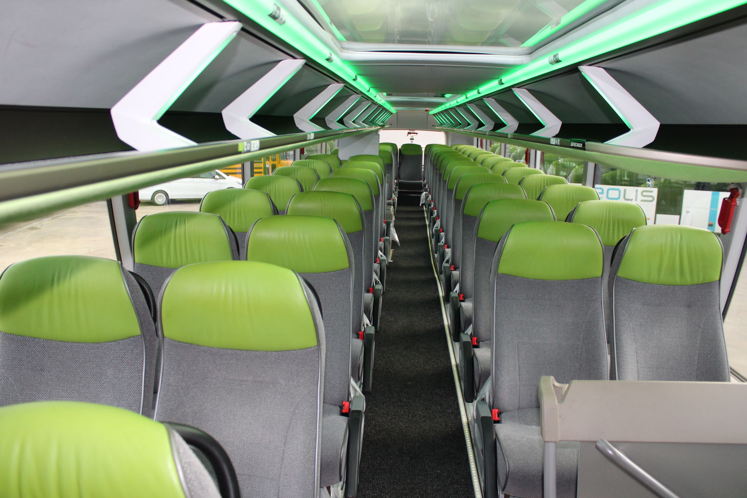 Belgian Bus Sales - Voertuig - Neoplan Skyliner L / P06 2018 23063