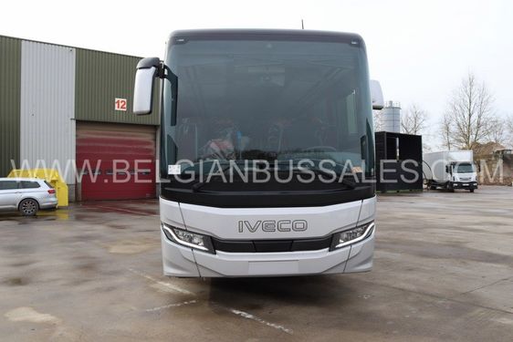 Belgian Bus Sales - Véhicule - Iveco Evadys 12m with middle door + WC ...