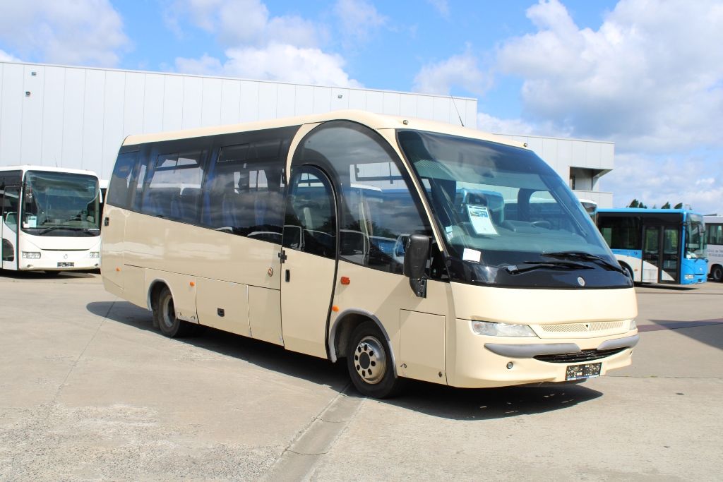 Belgian Bus Sales - Vehicle - Iveco Mago 2 / 8.8m / Daily 2005 22327