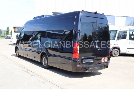 Voertuig - Mercedes Sprinter VIP / 3L V6 / 519 CDI / 7.4m / USB / Full ...