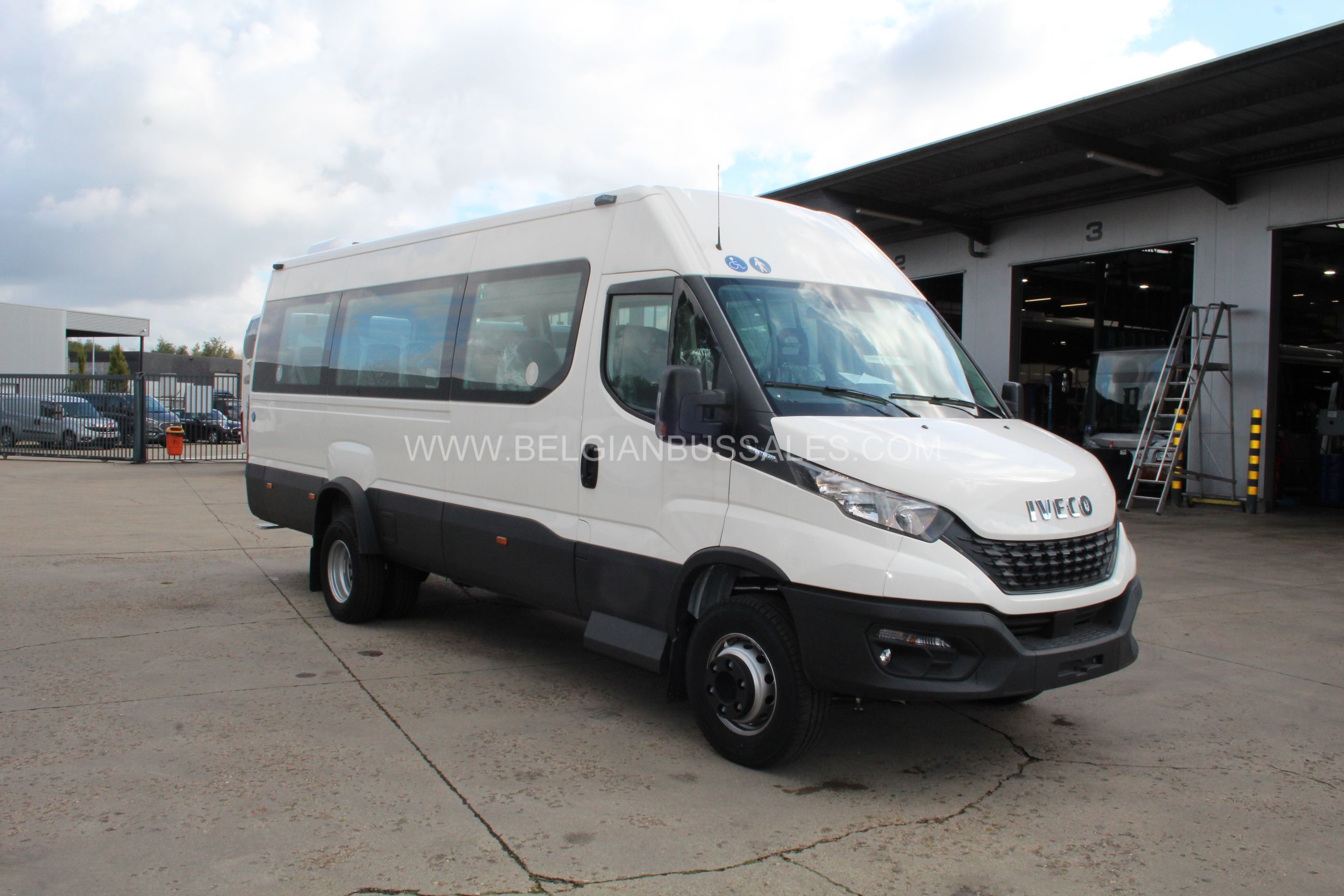 Belgian Bus Sales - Vehicle - Iveco DAILY 2021 20470