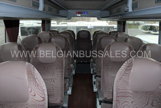 Belgian Bus Sales - Véhicule - Van Hool T 925 Astromega / 13.2m / Euro ...