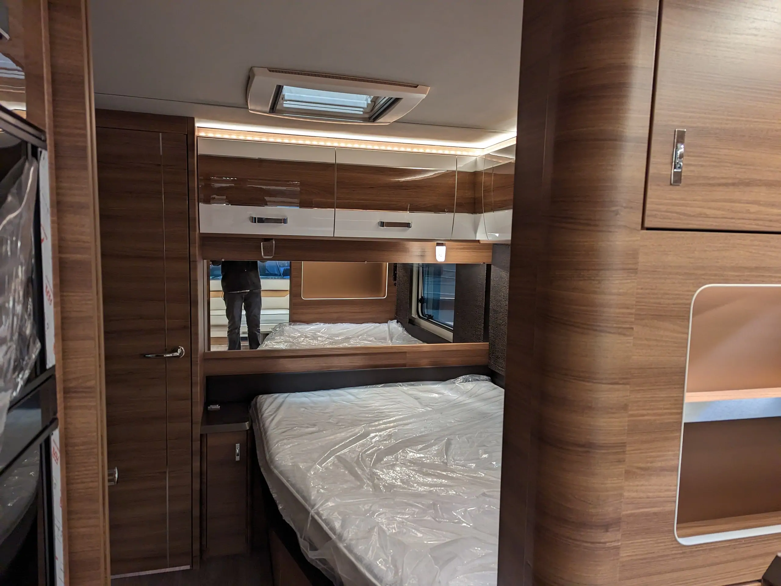 Nieuw TABBERT BELLINI 655 SHTD/F l Caravan-expo