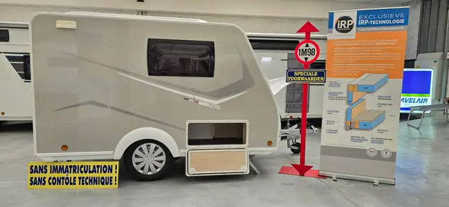 Neuf SILVER MINI FREESTYLE 270 l Caravan-expo