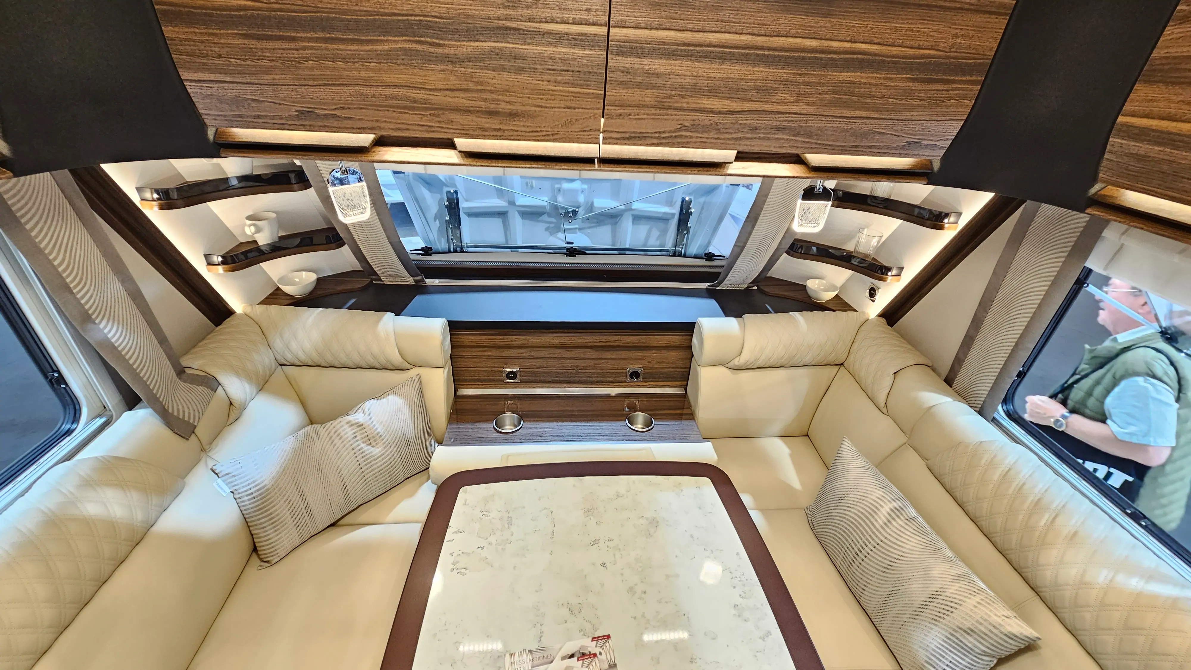 Nieuw TABBERT CELLINI 750 HTD SLIDE OUT l Caravan-expo