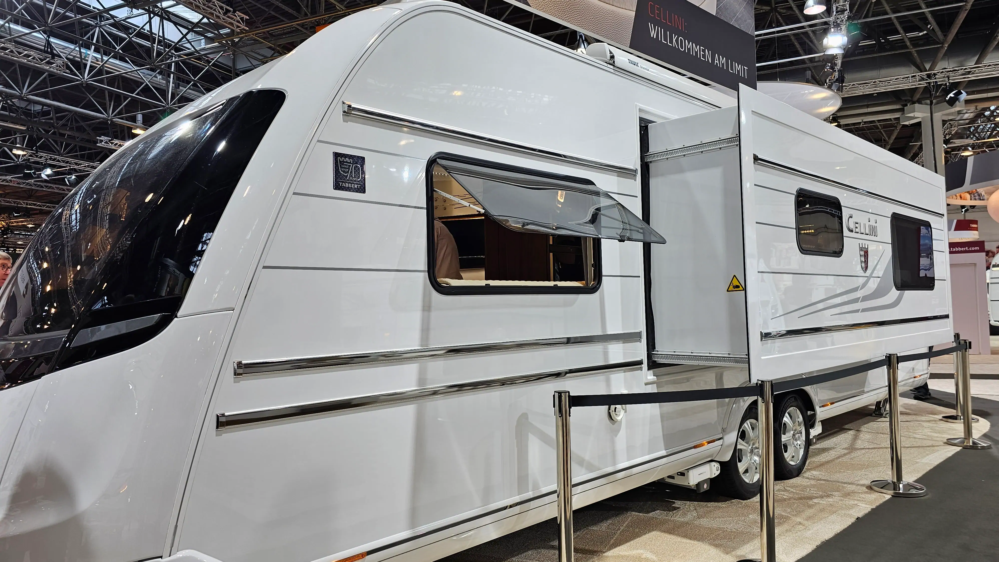 Nieuw TABBERT CELLINI 750 HTD SLIDE OUT l Caravan-expo