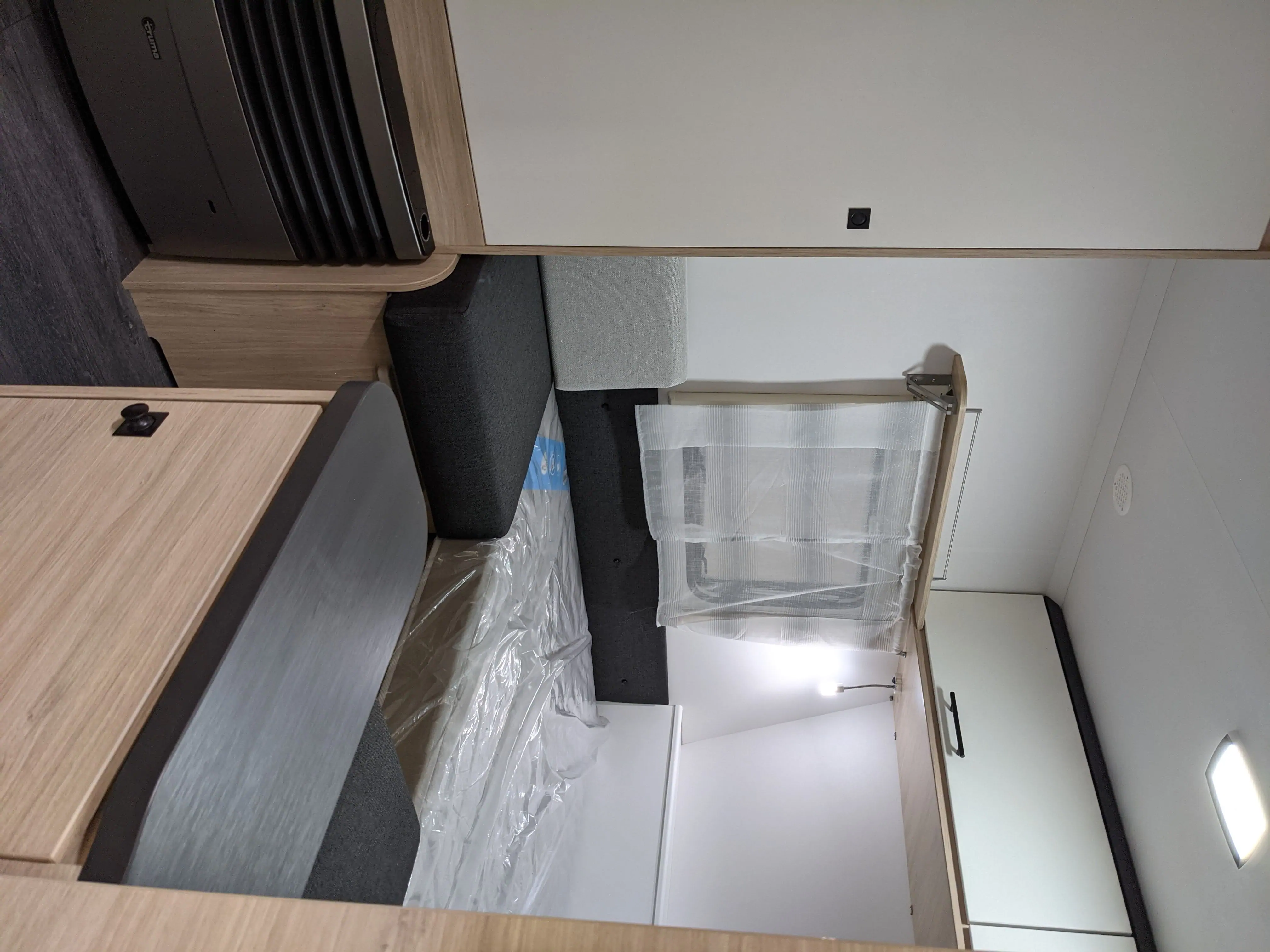 Neuf STERCKEMAN EASY 350 CP l Caravan-expo