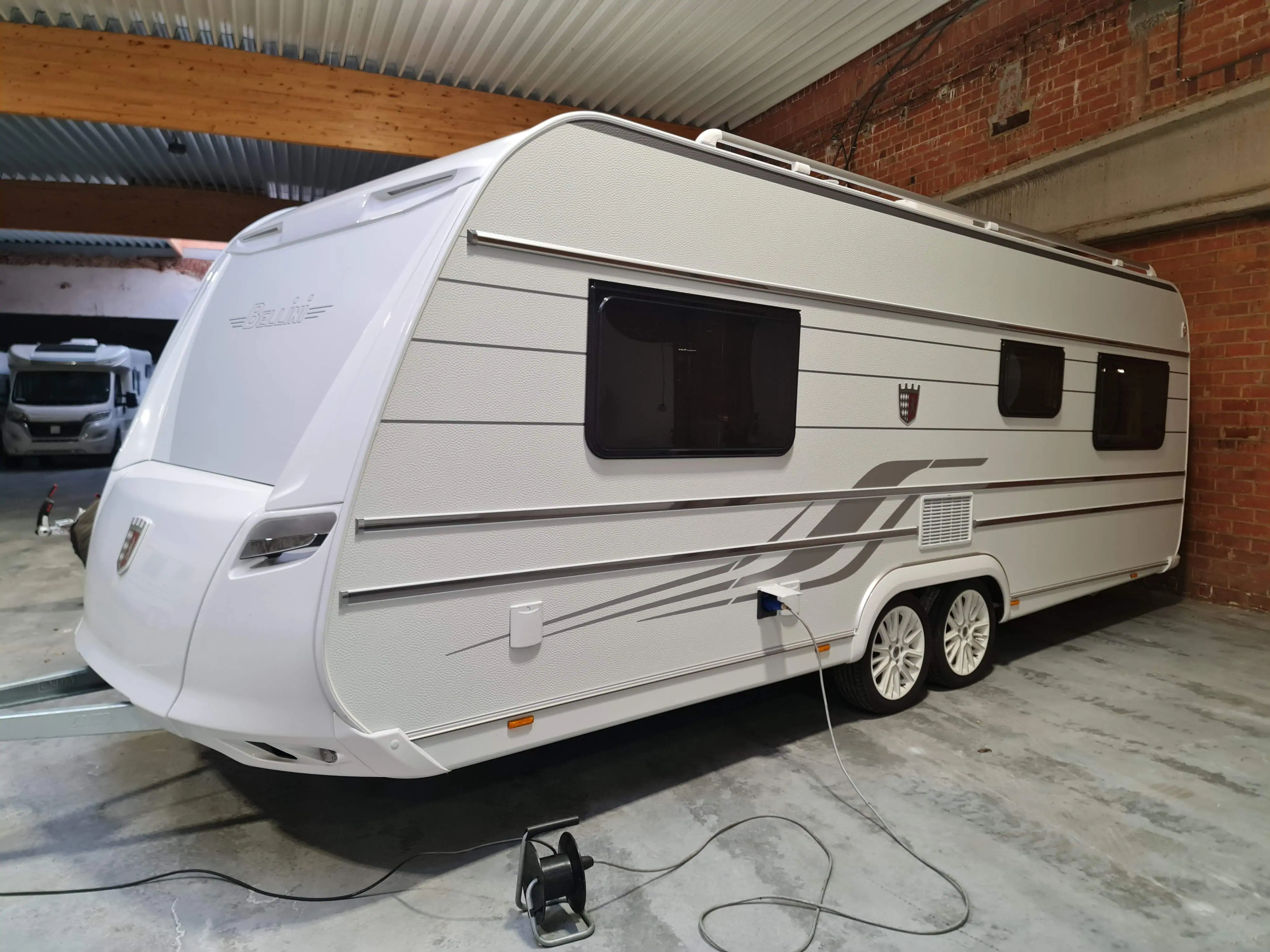 Neuf TABBERT BELLINI 620 SD/F l Caravan-expo