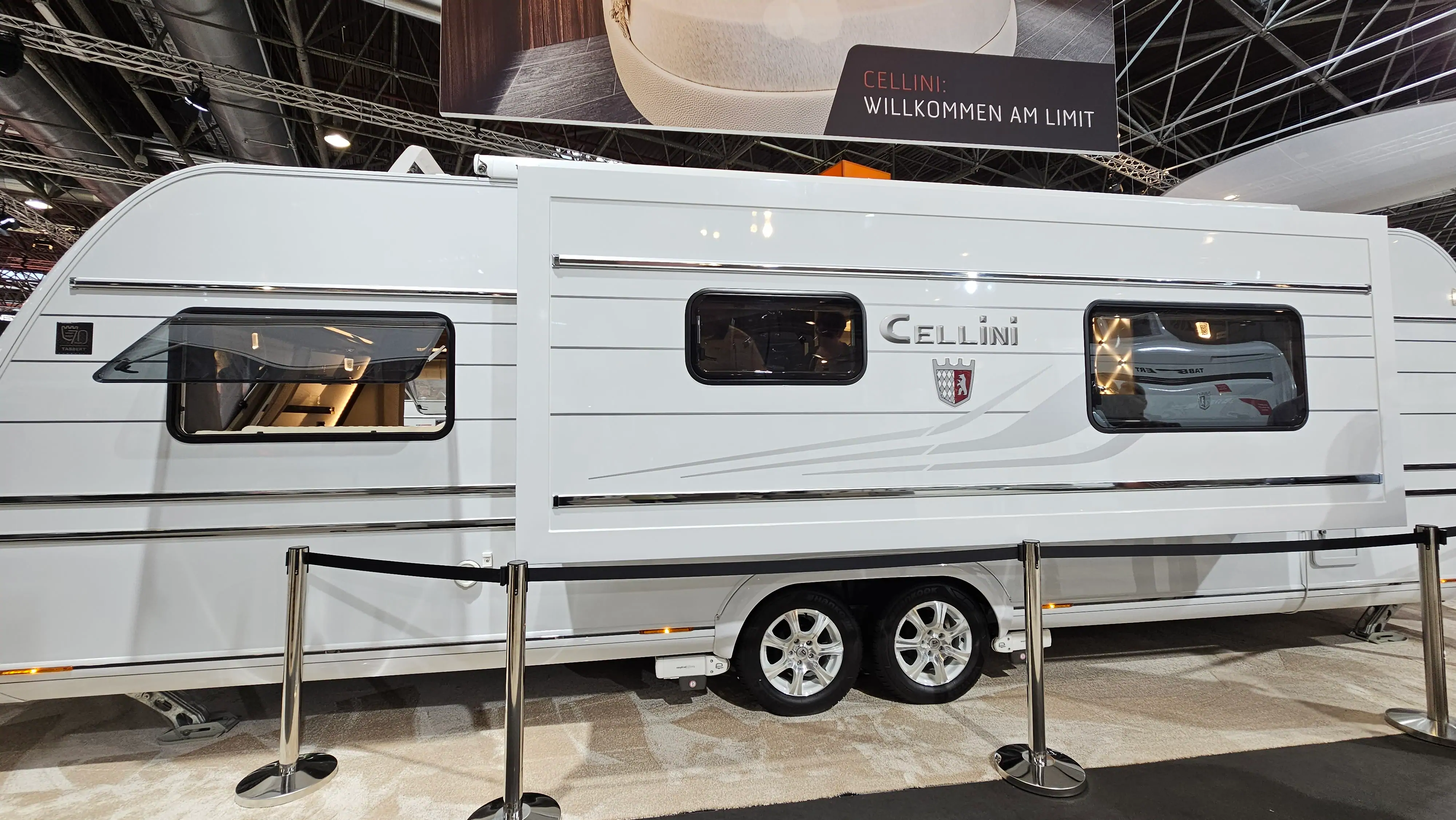 Nieuw TABBERT CELLINI 750 HTD SLIDE OUT l Caravan-expo
